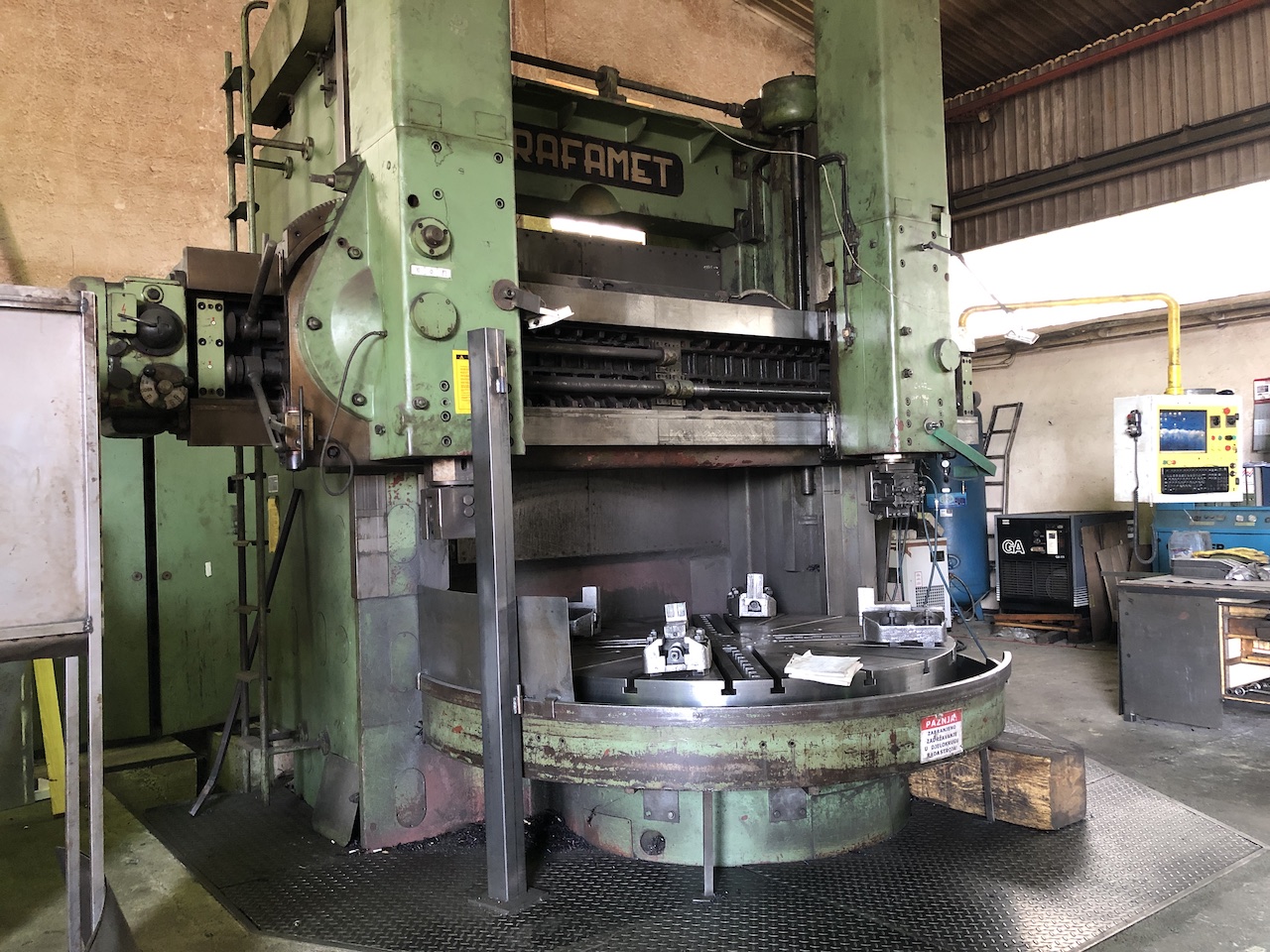 Rafamet KCF 200 – Year 1984 – Cncbul.co.uk