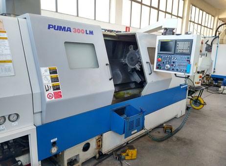 Daewoo Puma 300 LMC – 2002 Model – Cncbul.co.uk