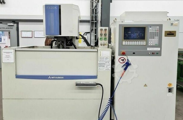 Mitsubishi FX20K Submersible Wire EDM (2000) The Equipment, 09/30/2023