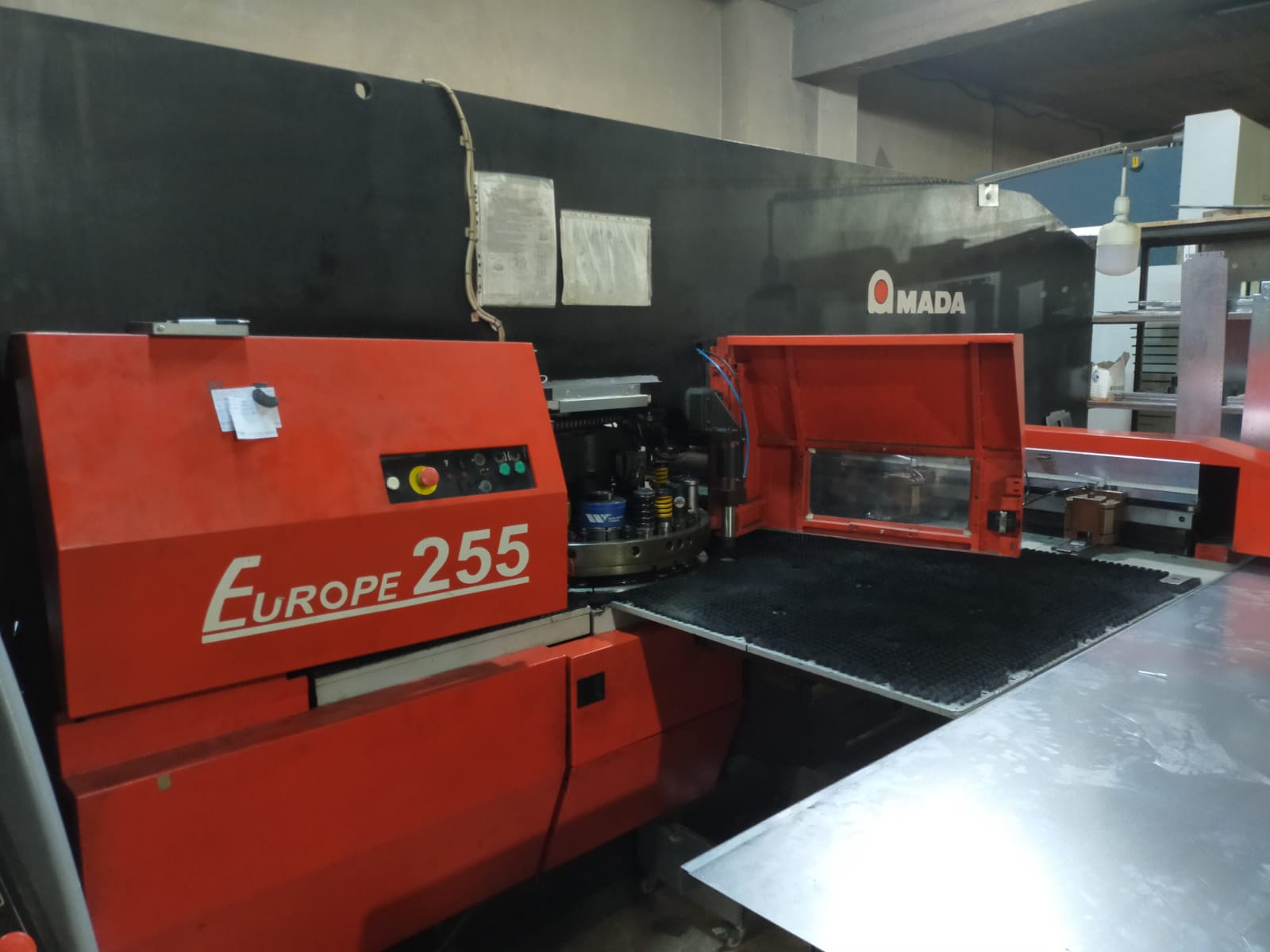 Amada Europe 255 – Year 2008 – Cncbul.co.uk