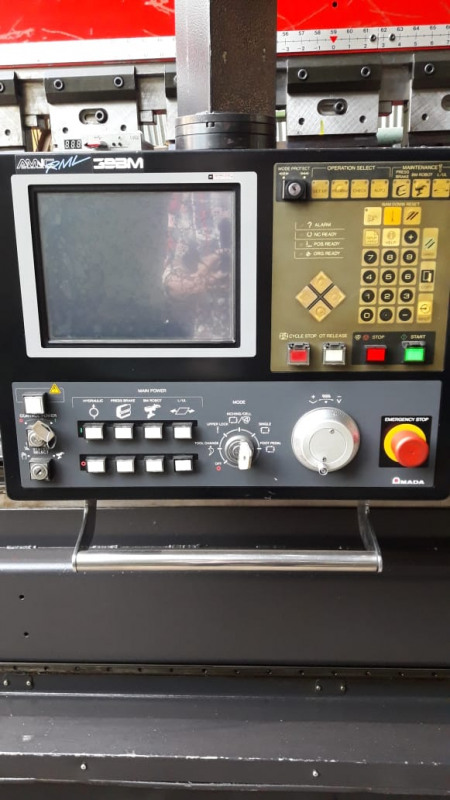 Amada Astro-100 with Robotic Loader & Bending Robot – Cncbul.co.uk