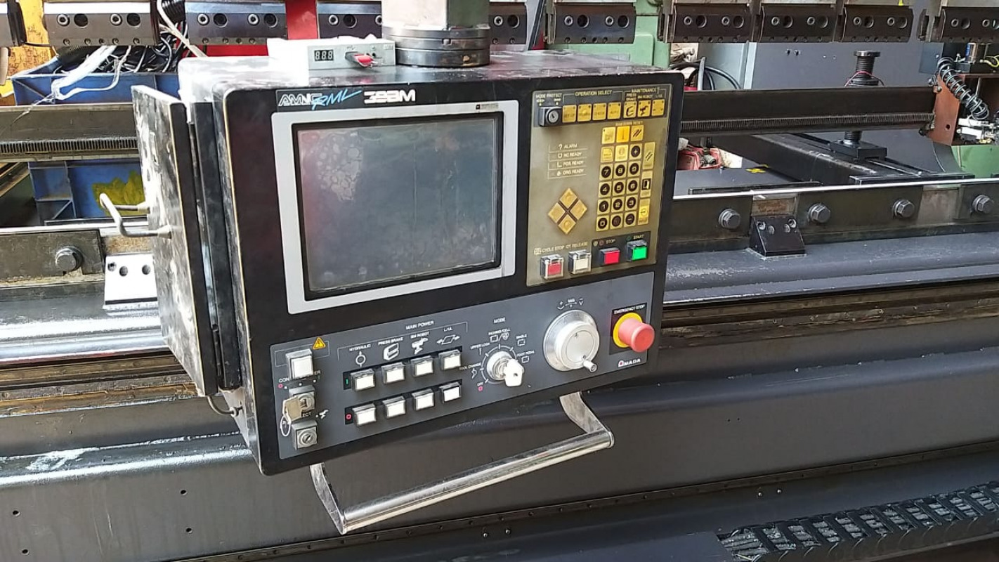 Amada Astro-100 with Robotic Loader & Bending Robot – Cncbul.co.uk