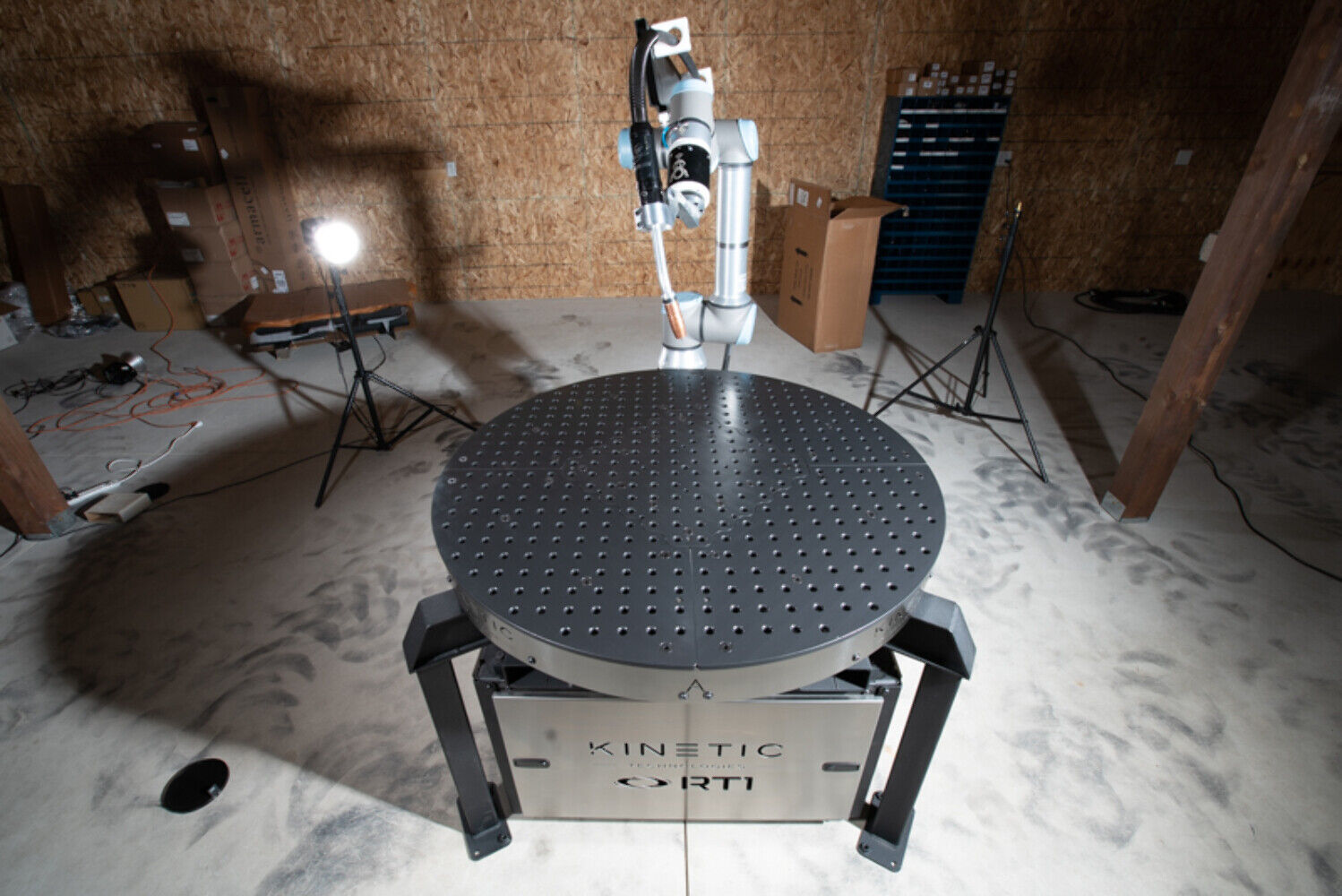 Kinetic Technologies RT1 Robotic Welding Table – Cncbul.com