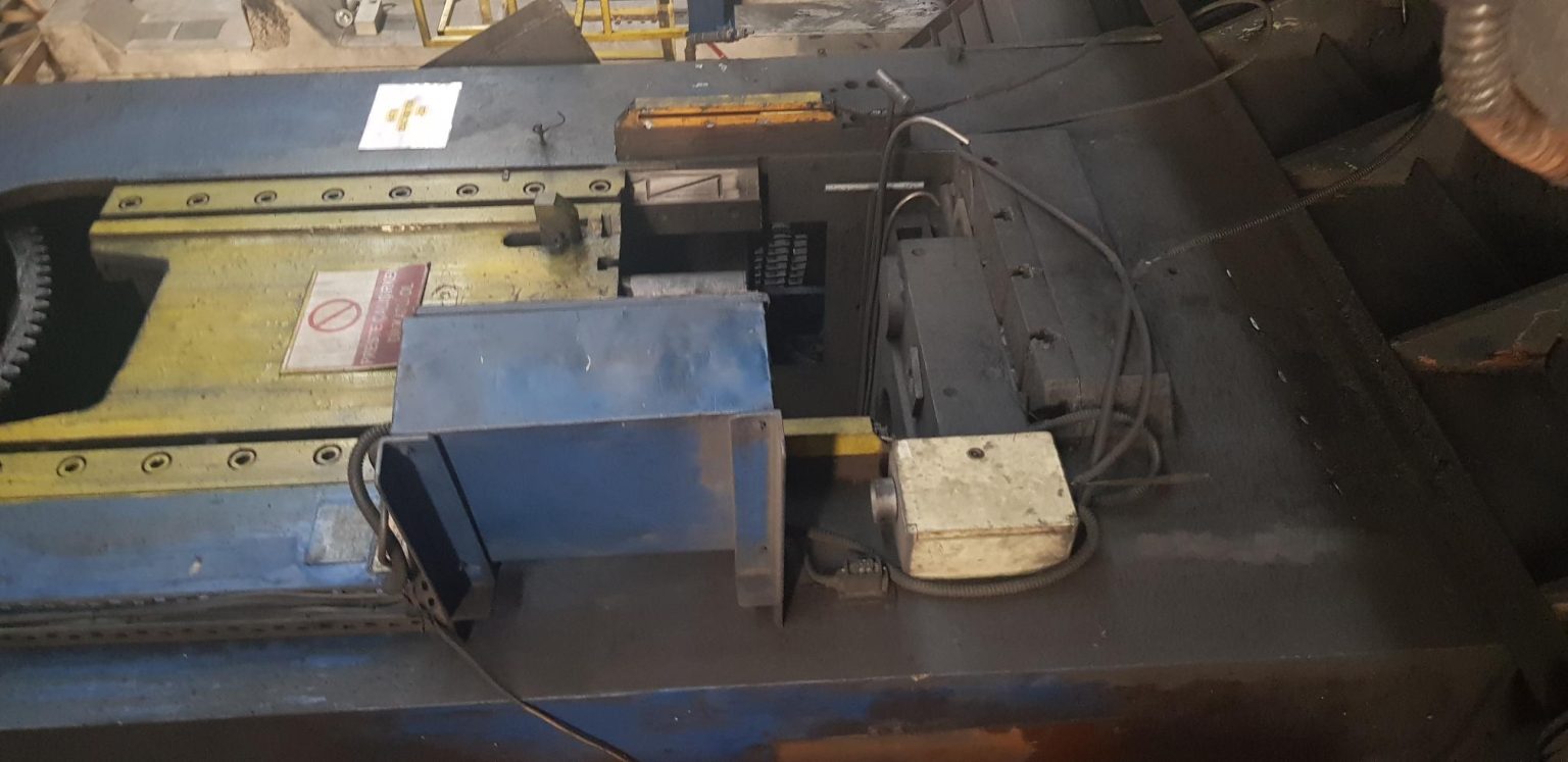 Zdas LU 400 Trimming Press – Year 1971 – Cncbul.co.uk