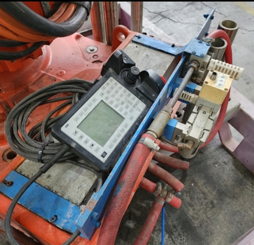 ABB IRB 6600 M2000 – Year 2003 – Cncbul.com