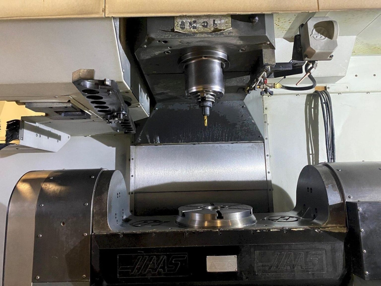 Haas VM-6 + TR 310 5-Axis Trunion Table – Cncbul.co.uk