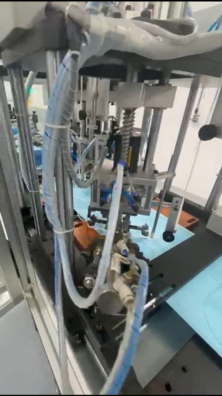 MING JILEE MGA-MSK-KN95 Fully Automatic Folded Mask Making Machine ...