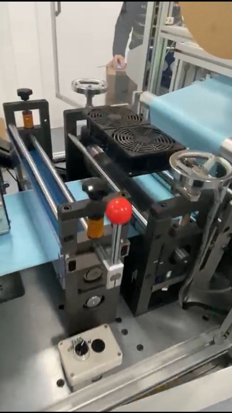 MING JILEE MGA-MSK-KN95 Fully Automatic Folded Mask Making Machine ...