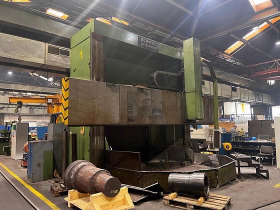 SCHIESS FRORIEP VTL 40 DS350 – Year 1982 – Cncbul.co.uk