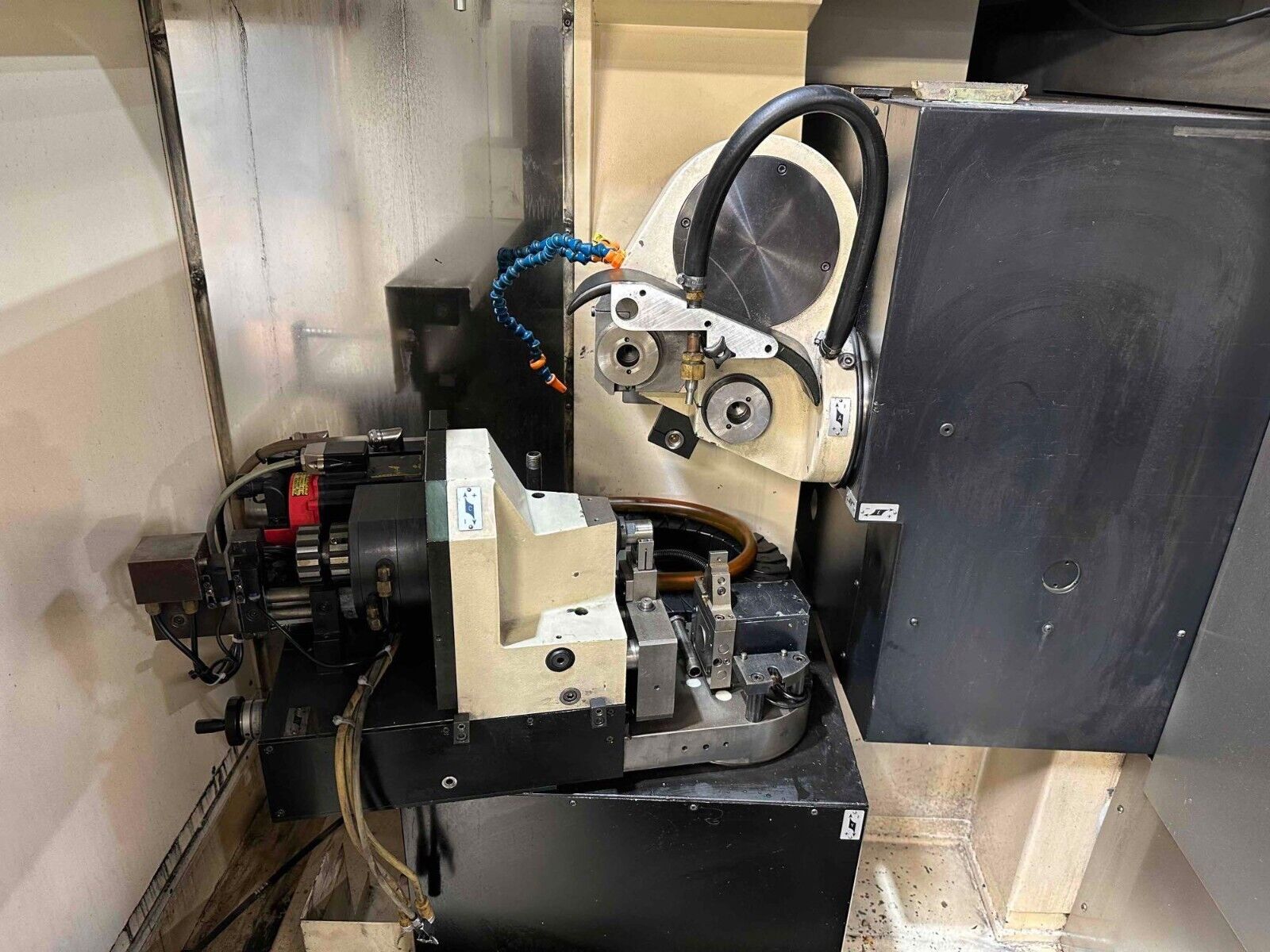 Rollomatic CNC 600 X CNC 5-Axis Tool Grinding Machine – Year 1997 ...