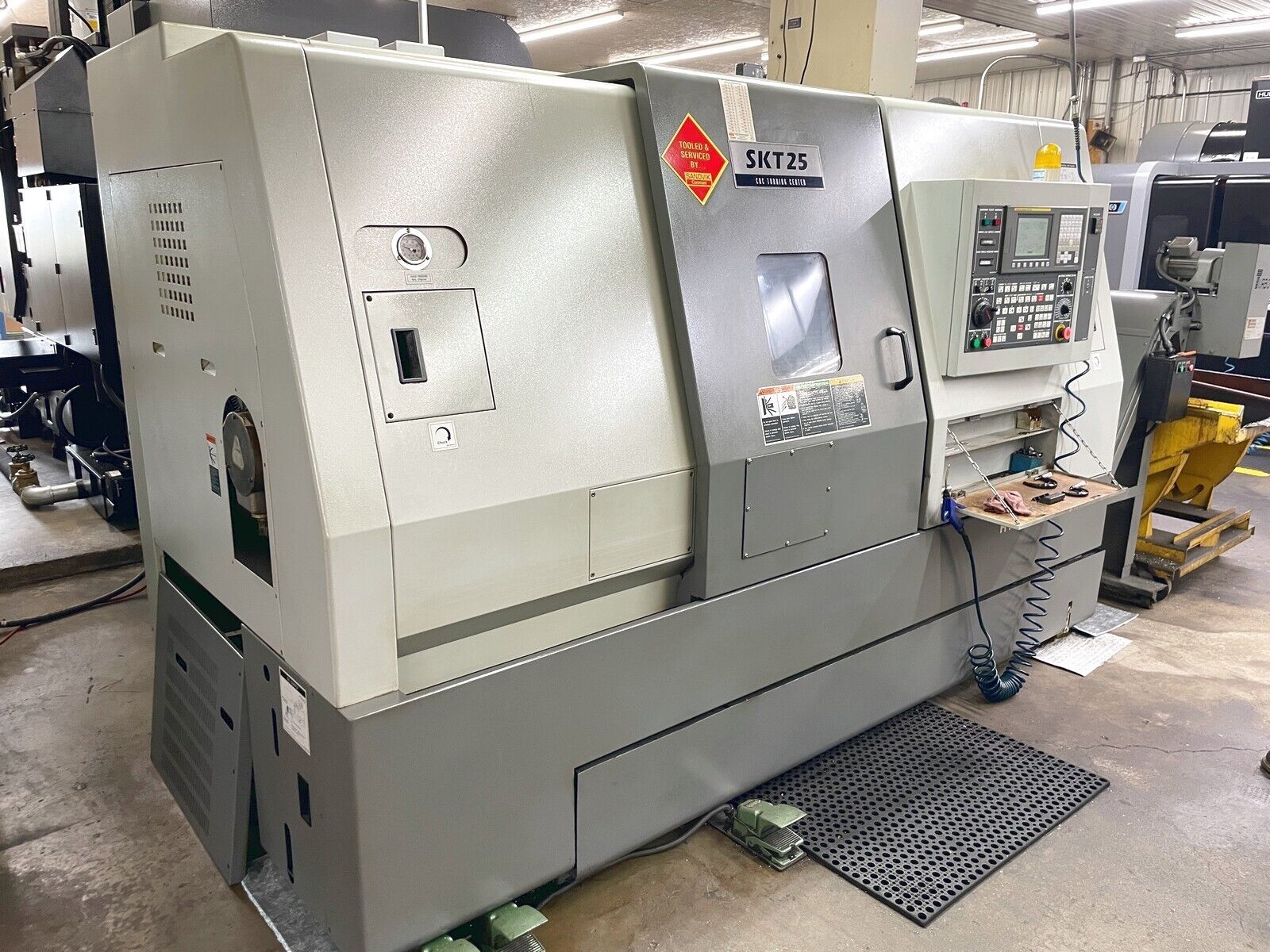 HYUNDAI-KIA SKT-25 – Year 2006 – Cncbul.co.uk