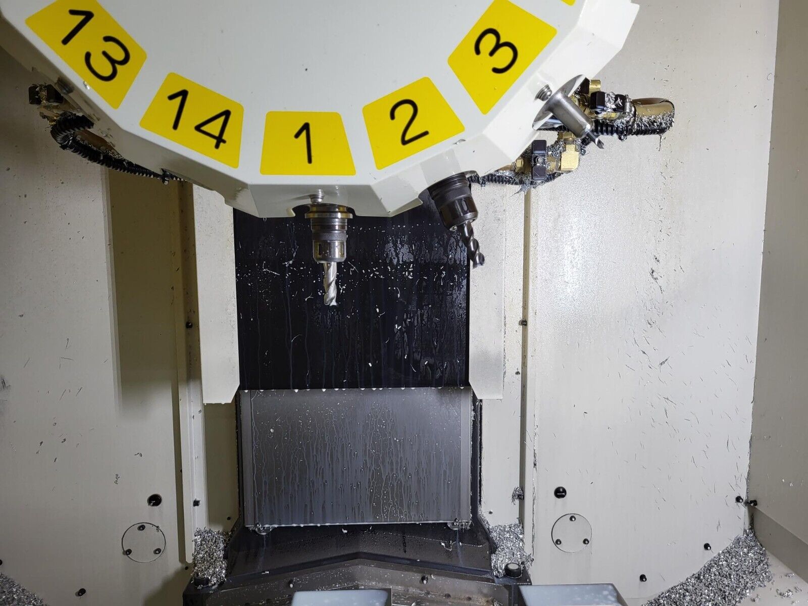 Fanuc Robodrill D14MiB5 CNC Drilling & Tapping Center – Year 2017 ...