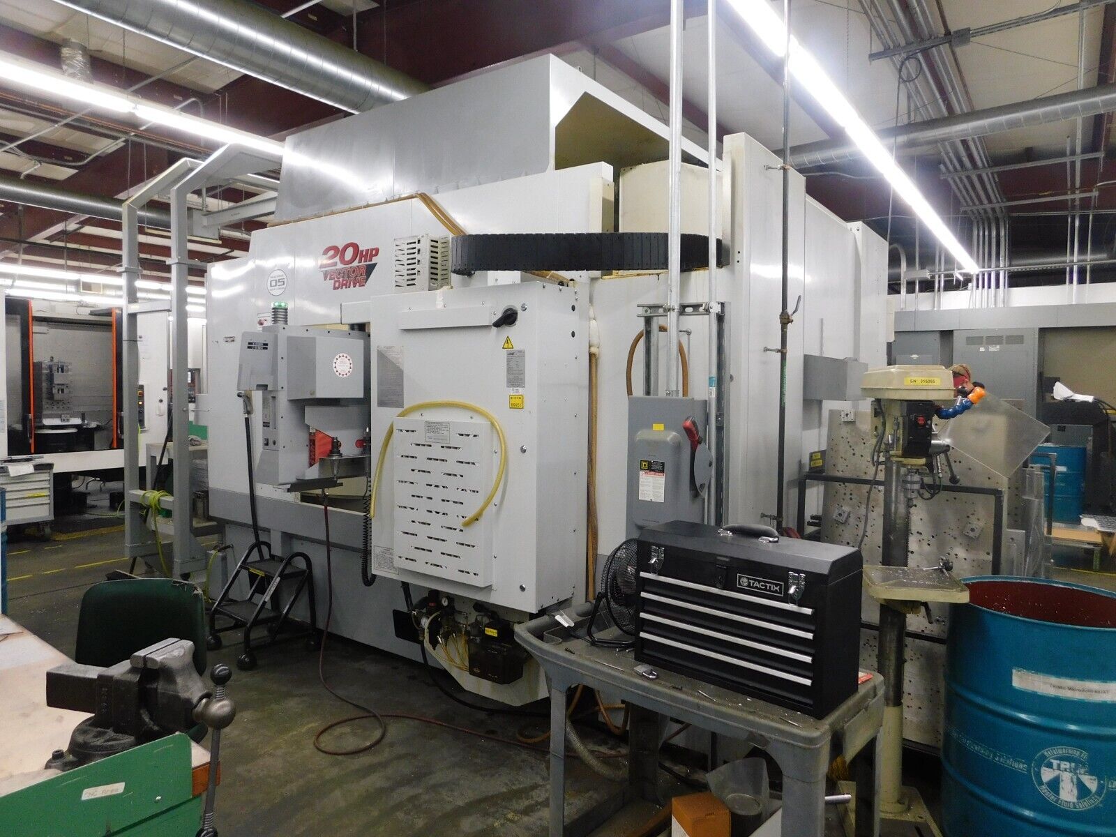 HAAS HS 2RP 4 Axis Horizontal Machining Center – Year 2001 – Cncbul.co.uk