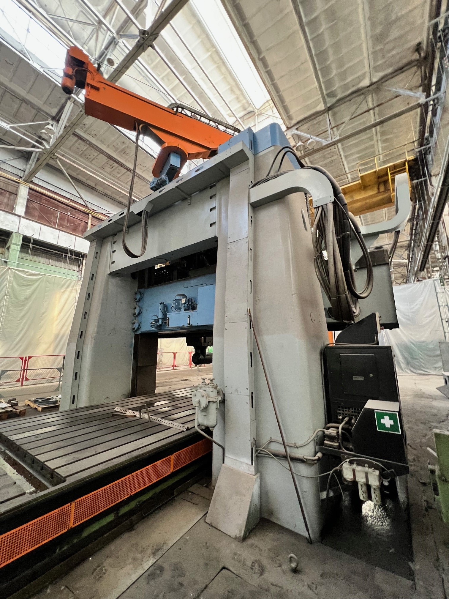 WALDRICH COBURG 17-10 FP 250 CNC Portal Milling Machine – Year 1980 ...