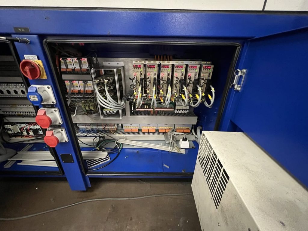 Rollomatic Shapesmart NP4 CNC Tool Grinding Machine Year 2006 – Cncbul.co.uk