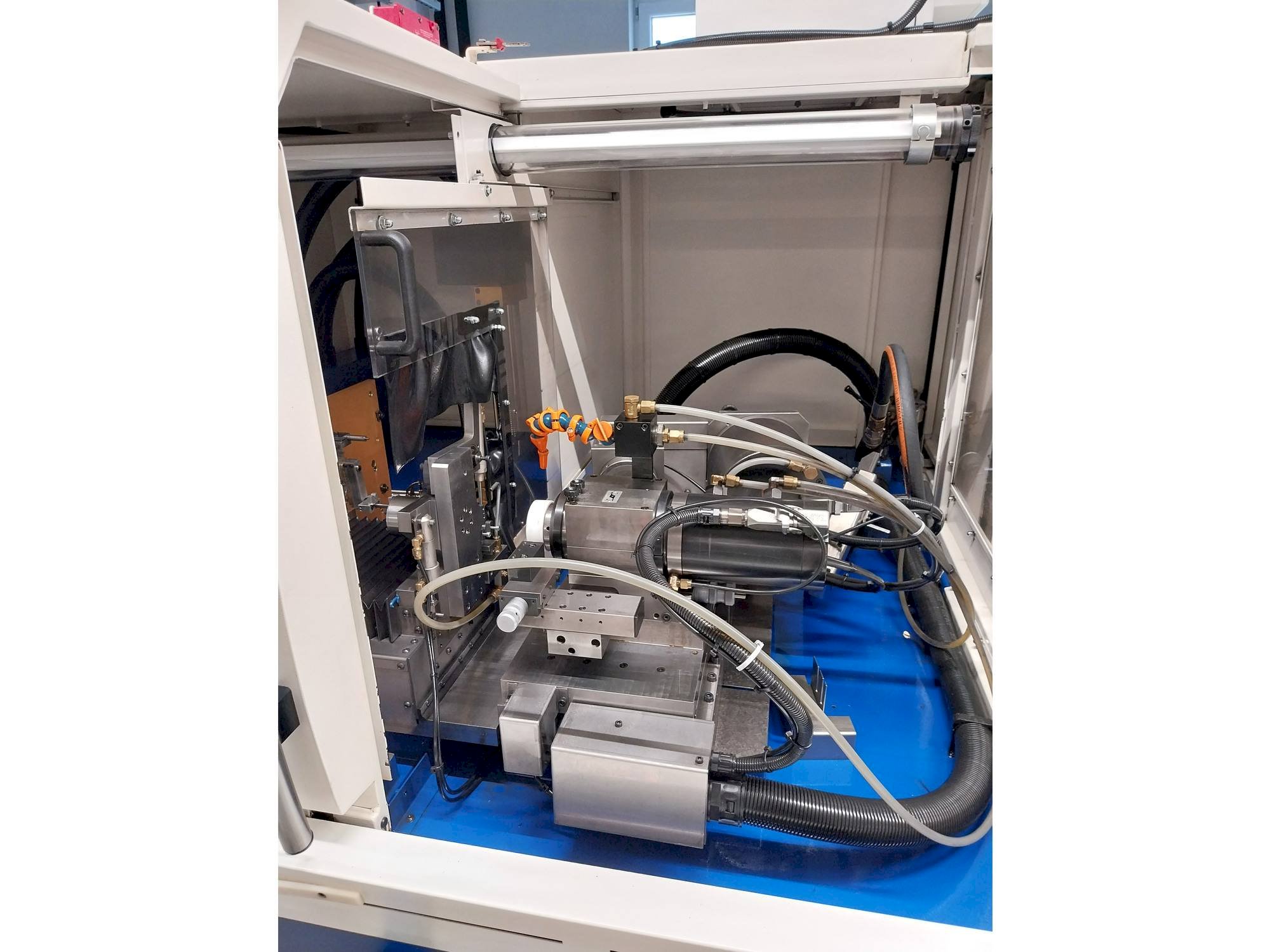 Rollomatic Shapesmart NP4 CNC Tool Grinding Machine Year 2006 – Cncbul ...