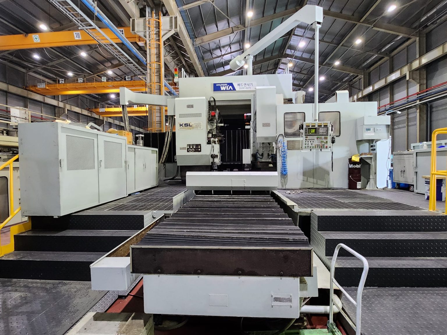 Sumitomo Heavy Industries HYUNDAI WIA KSL-1240N CNC Double Column ...