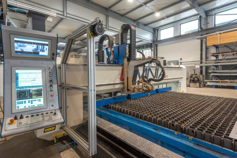 Soitaab OMNIAtech All-in-One Heavy Plate Fabrication Plasma Cutting ...