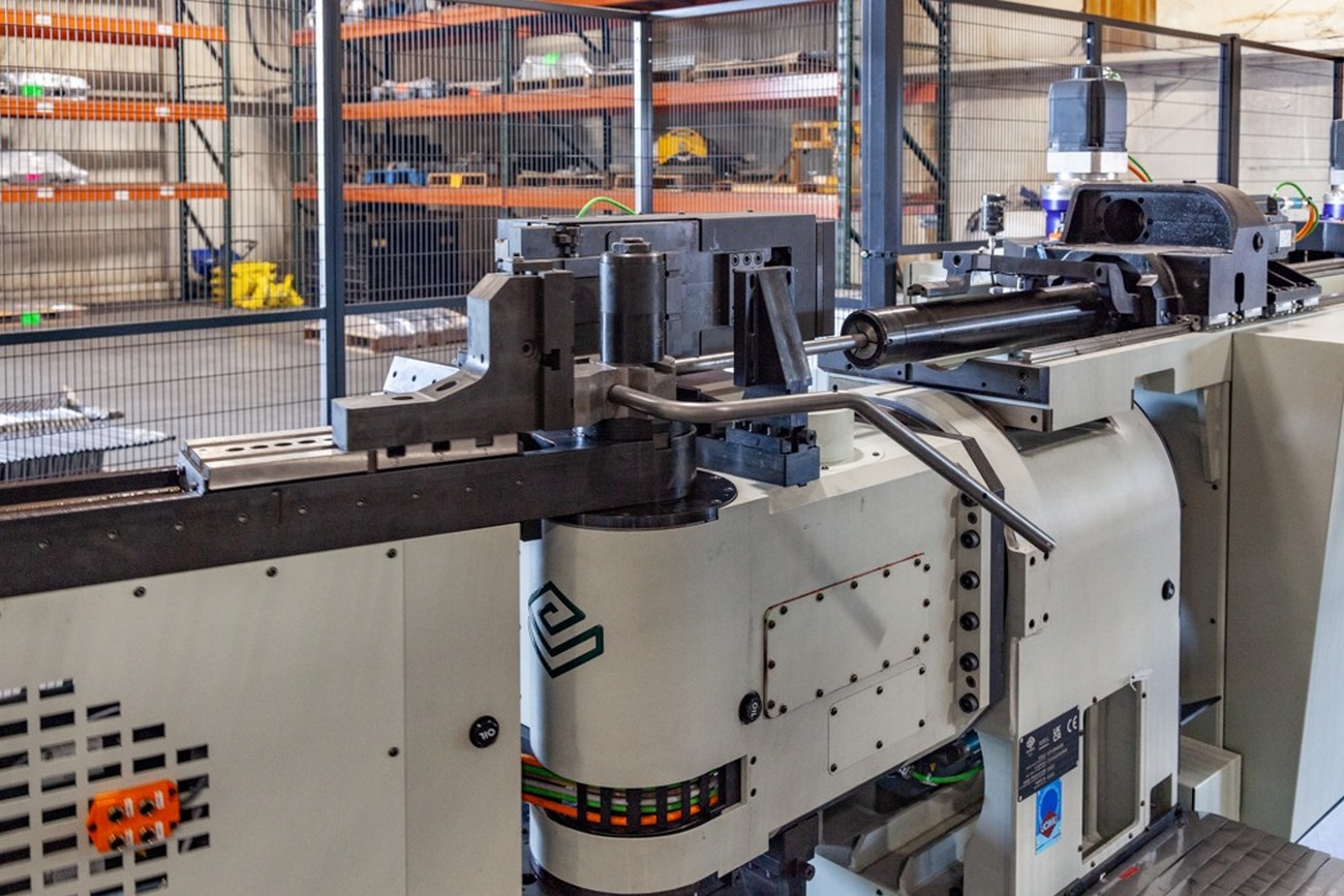 BLM E-TURN 52 CNC Electric Tube Bending Machine – Year 2023 – Cncbul.co.uk