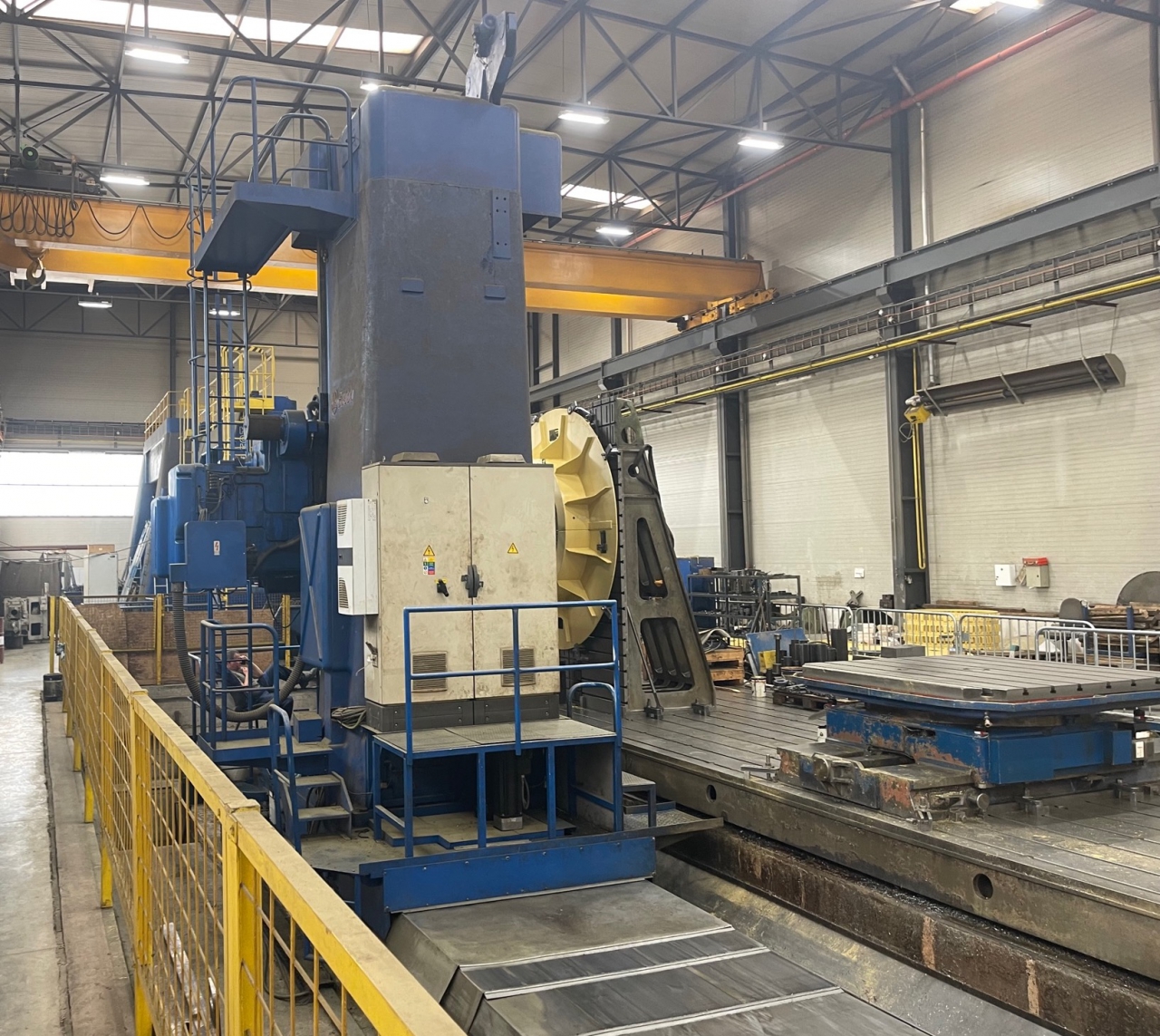 SKODA W-160H CNC Floor Type Horizontal Boring Machine 9 Meters – 1988 ...